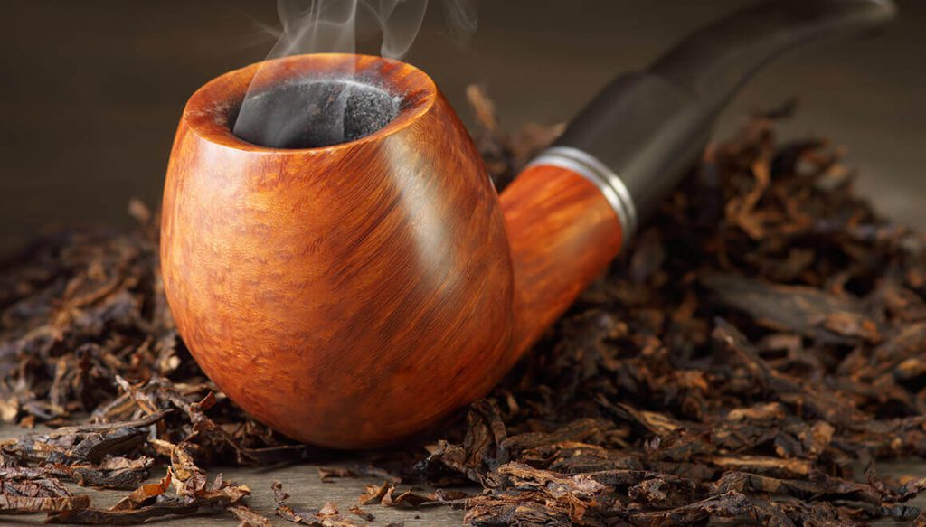 Tobacco: The Comforting Scent in Perfumes | ParfumPlus Magazine